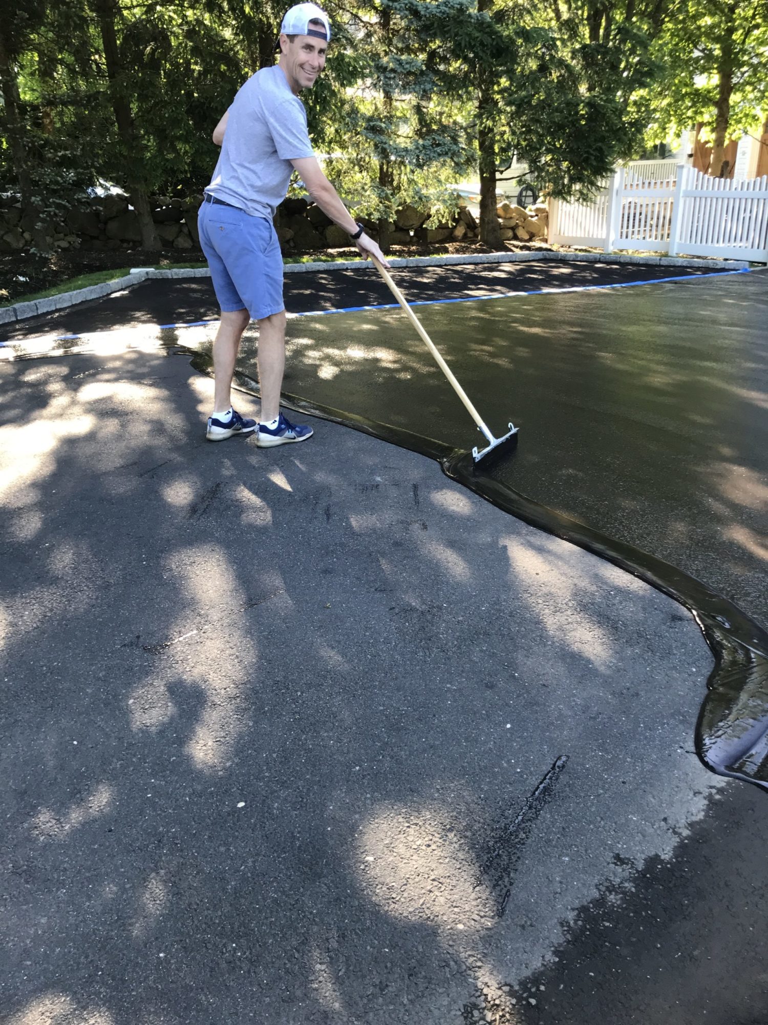 WHEN NEW AND OLD PAVEMENT MEET - Latexite